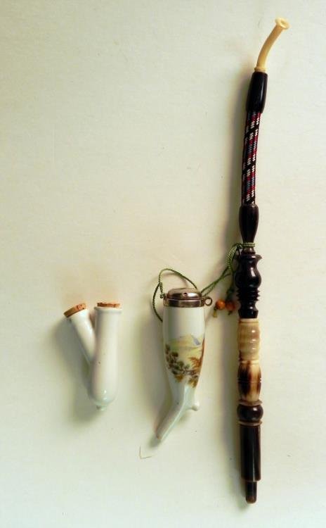 Antique German Porcelain & Wood Smoking Pipe : Lot 100092