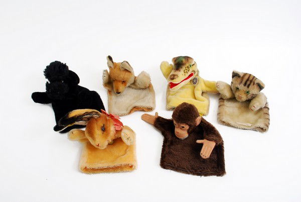 385: 6 Vintage Steiff Hand Puppets, Rabbit : Lot 385