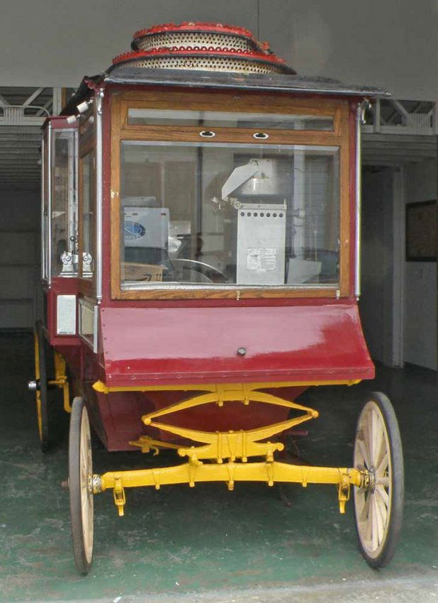 1906 CRETORS MODEL D POPCORN WAGON : Lot 131