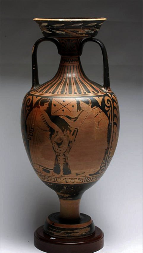 Greek Apulian Neck Amphora - Patera Painter : Lot 58