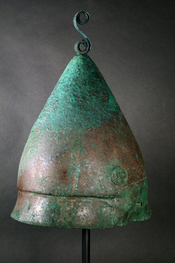Rare / Important Greek Bronze Pilos Helmet : Lot 25A