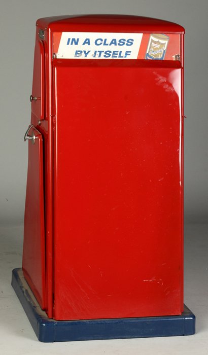 Seloil Oil Display Service Cabinet : Lot 246