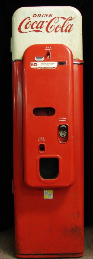 Coca Cola 10 cent Vendo 44 vending machine : Lot 335
