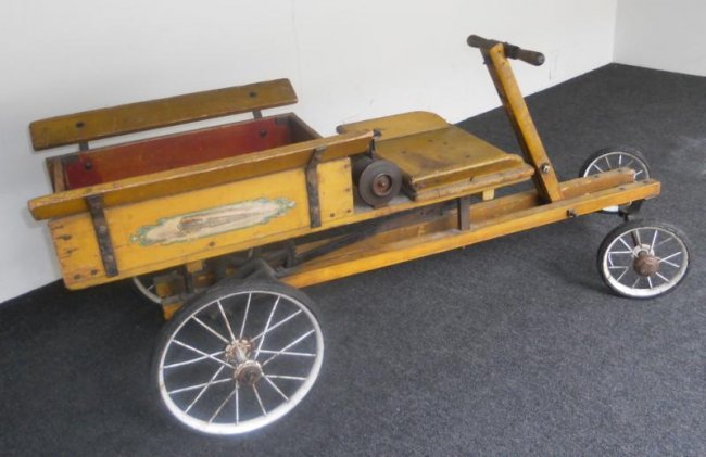 VINTAGE IRISH MAIL CART : Lot 13