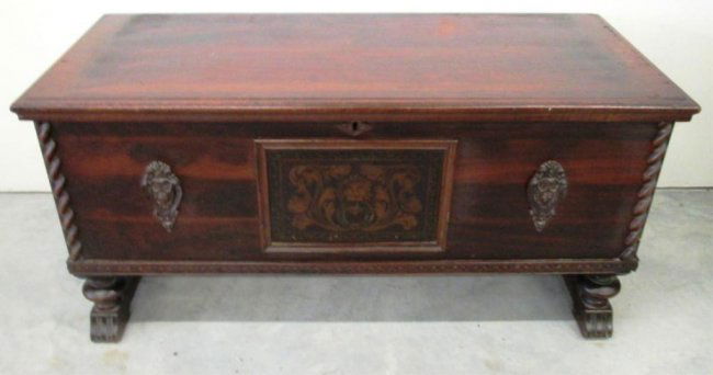 ROOS CHEST CEDAR CHEST : Lot 193