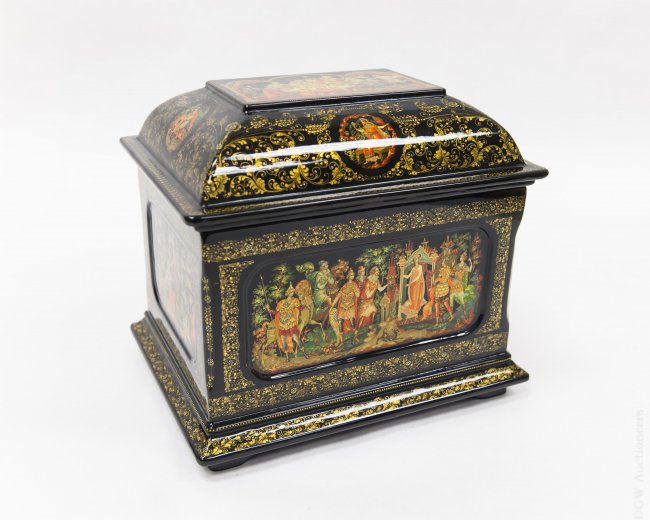 Russian Palekh Lacquer Box. : Lot 52