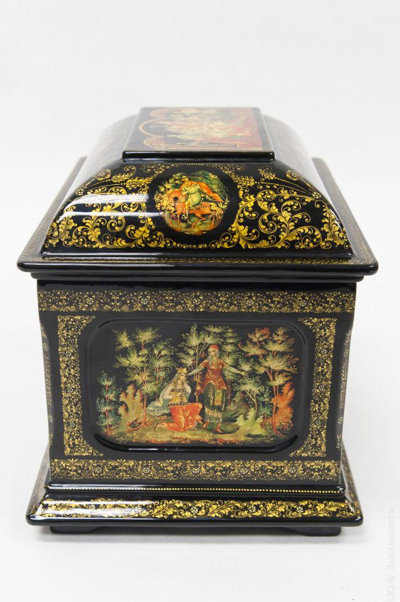 Russian Palekh Lacquer Box. : Lot 52