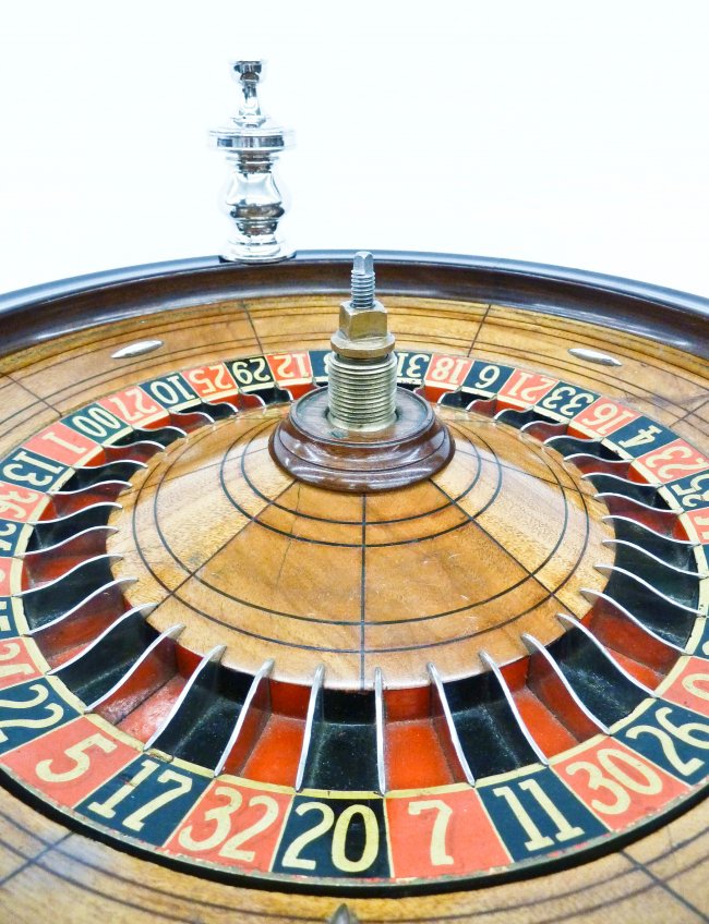 Antique George Mason & Co. Table Top Roulette Wheel Set : Lot 52