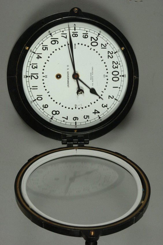 A CHELSEA 24 HOUR US GOVERNMENT CLOCK : Lot 169