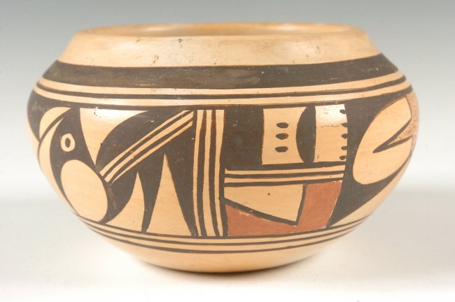 HOPI POTTERY SIGNED WITH THE MARK OF SADIE ADAMS : Lot 257