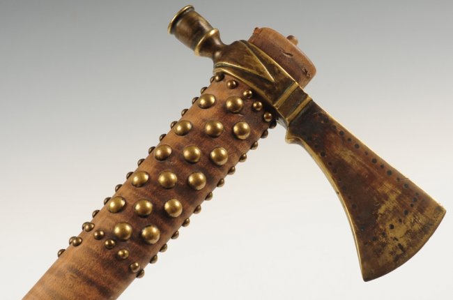 AN EASTERN WOODLANDS TYPE PIPE TOMAHAWK : Lot 7