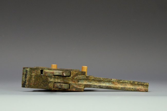 A Chinese Bronze Crossbow Trigger, Han Dynasty : Lot 45