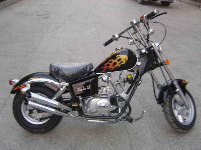 164: 49cc Automatic Chopper Motorcycle Street Legal : Lot 164