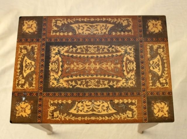 ITALIAN WOODEN INLAY REUGE MUSIC BOX TABLE : Lot 316