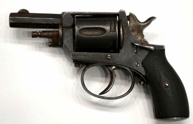 328: ANTIQUE 8MM WEBLEY BULLDOG STYLE REVOLVER : Lot 328