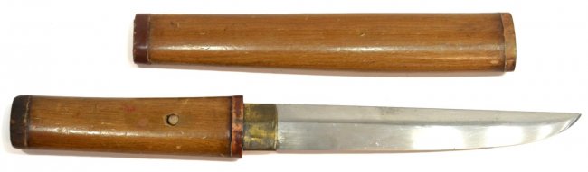 (2) JAPANESE CASED KAIKEN DAGGERS : Lot 556