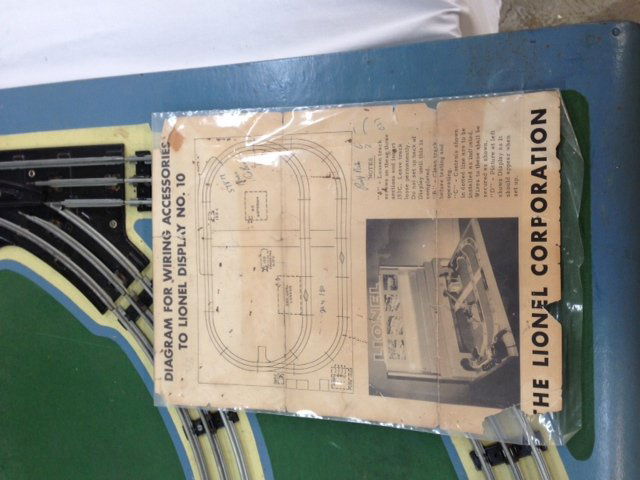 Rare Lionel postwar No. 10 dealer display layout : Lot 1159 Rare Lionel postwar No. 10 dealer display layout : Lot 1159