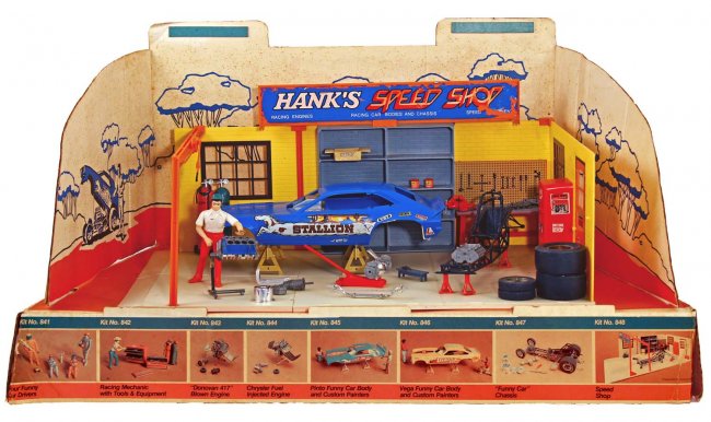 Aurora Racing Scenes Hanks Speed Shop Display. : Lot 606