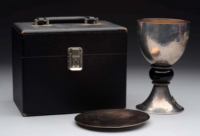 Traveling Communion Set : Lot 1187