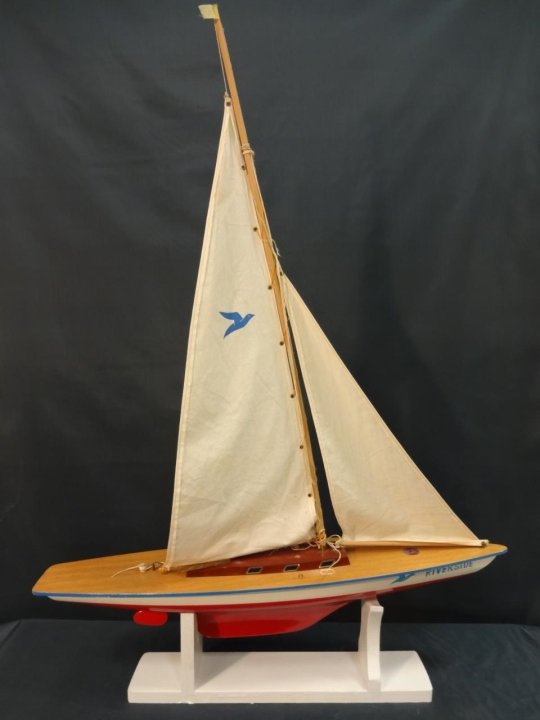 Vintage Seifert-Boot Sailboat Model/Riverside Logo : Lot 9