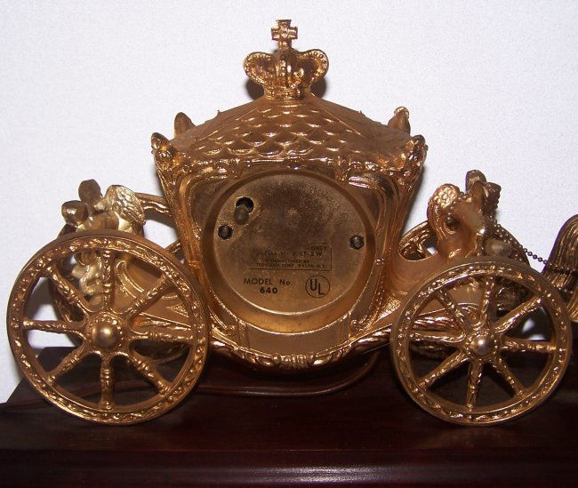 United Clock Model 640, Horse drawn carriage : Lot 78