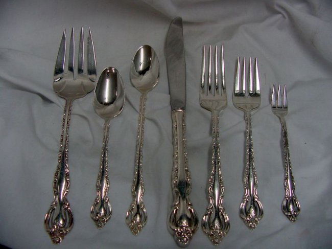 International Deep Silver Countess Pattern Flatware : Lot 135