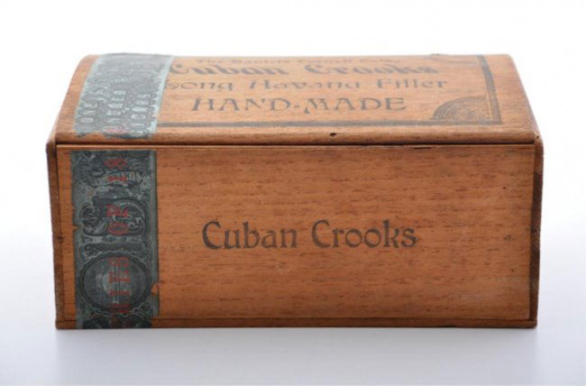 Cuban Crooks Cigar Box : Lot 458