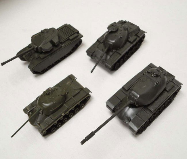 20: ABT: Roco HO Scale: 33 Military Vehicles and Air Cr : Lot 20