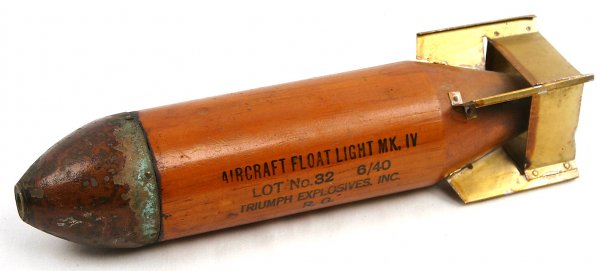 WWII AIRCRAFT FLOAT LIGHT MKIV TRIUMPH EXPLOSIVES : Lot 44406