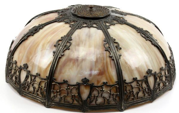 CARMEL SLAG GLASS LAMP SHADE W/ METAL FILIGREE : Lot 6116
