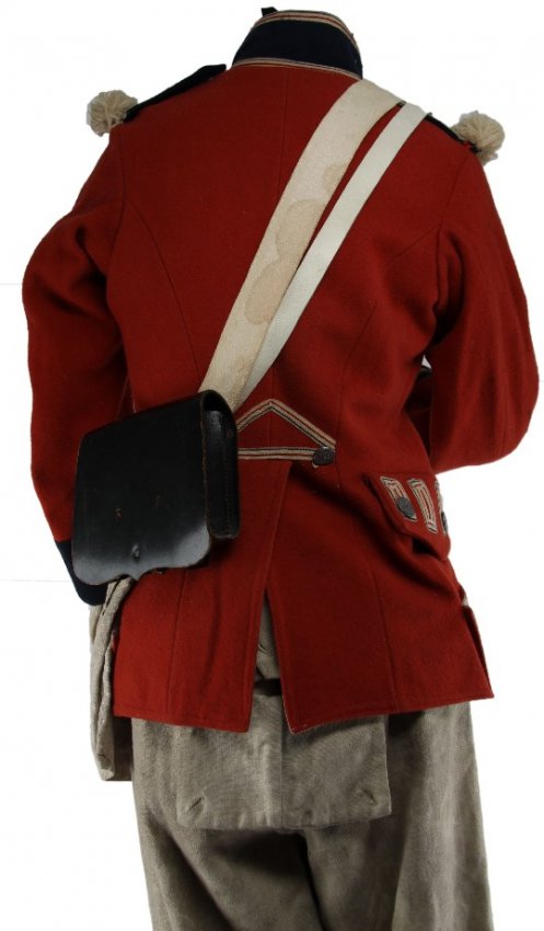 MASTER AND COMMANDER SCREEN WORN UNIFORM : Lot 5544