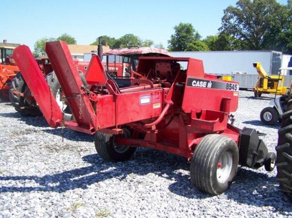 109: Case IH 8545 Inline Square Baler for Tractors : Lot 109