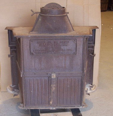 8: Ben Franklin Cast Iron Wood Burning Stove : Lot 8
