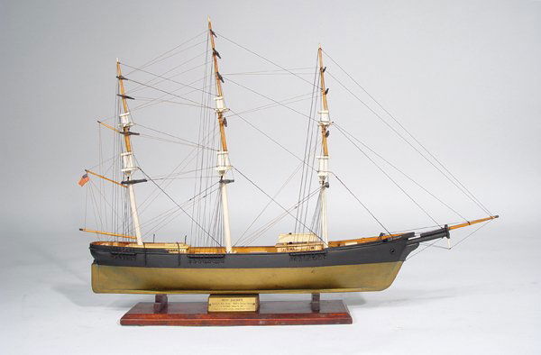 131: A FINE MODEL OF THE CLIPPER SHIP "RED JACKET" : Lot 131