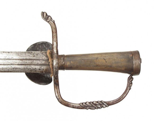 A FINE SPANISH COLONIAL ESPADA ANCHA SWORD : Lot 78
