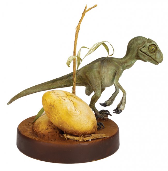 Jurassic Park hatchling “Velociraptor” maquette : Lot 1401
