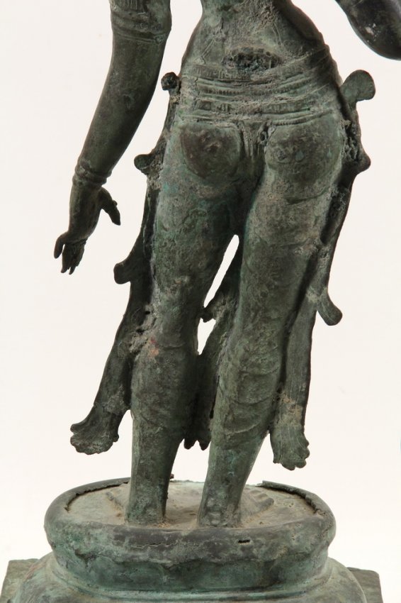 ANCIENT ASIAN BRONZE STATUE - Parvati, India, Tamil : Lot 306