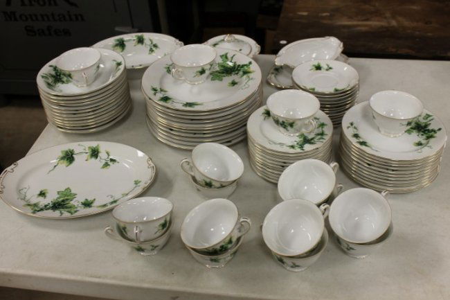 Occupied Japan Monarch China \"Virginia\" 77 pcs. : Lot 35B